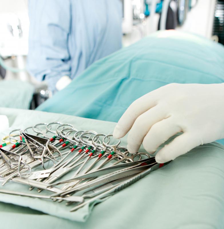 What Is A Figure Eight Suture with Pictures What Is A Figure Eight Suture with Pictures